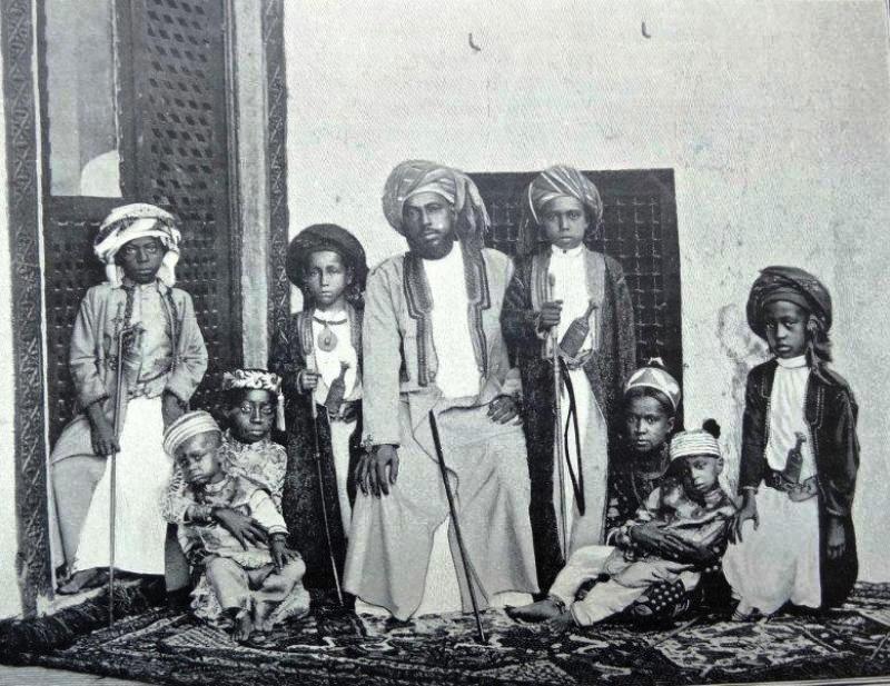 Antique photos of Oman including Muscat and Muttrah